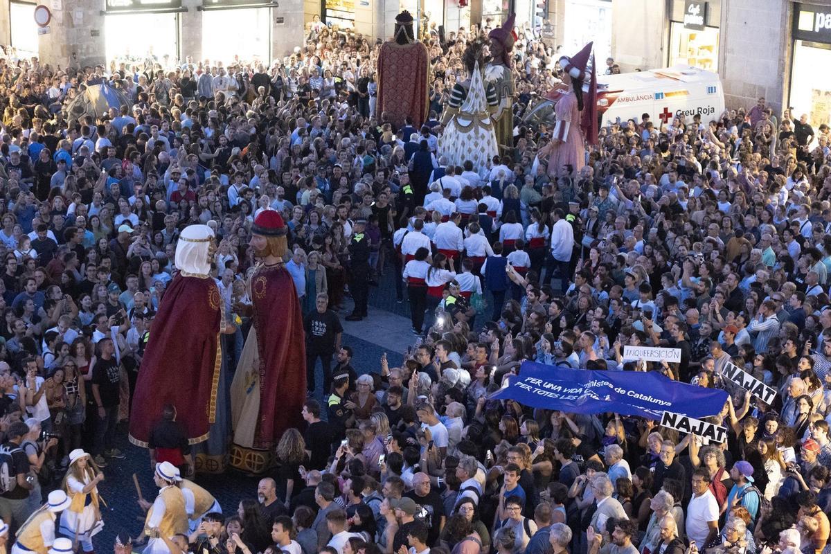 Empieza La Mercè 2023 con el 'Toc d'Inici' | FOTOS