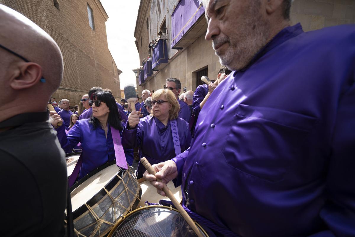 El tradicional acto de Romper la Hora en Calanda | FOTOS
