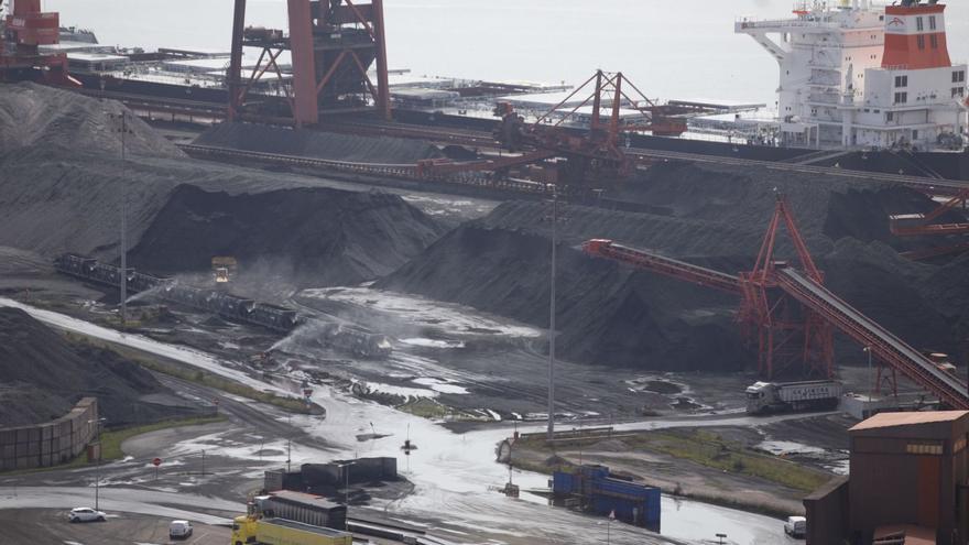 El Carbón Se Aferra A El Musel Así Fue Como El Puerto Gijonés Se
