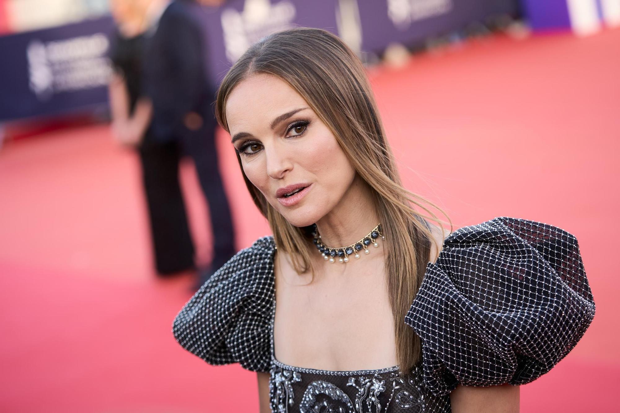 NATALIE PORTMAN TRANSPARENCIAS Natalie Portman y el vestido con ...