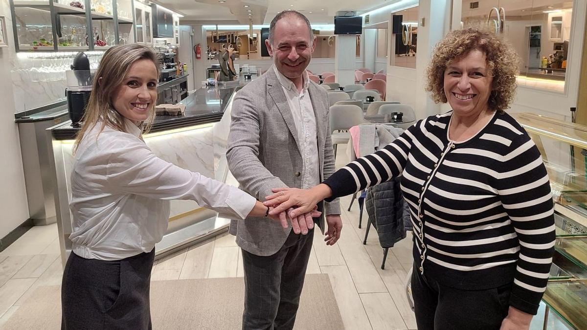 La panadería La Orensana de Moaña renace: el panadero cangués Pablo ...