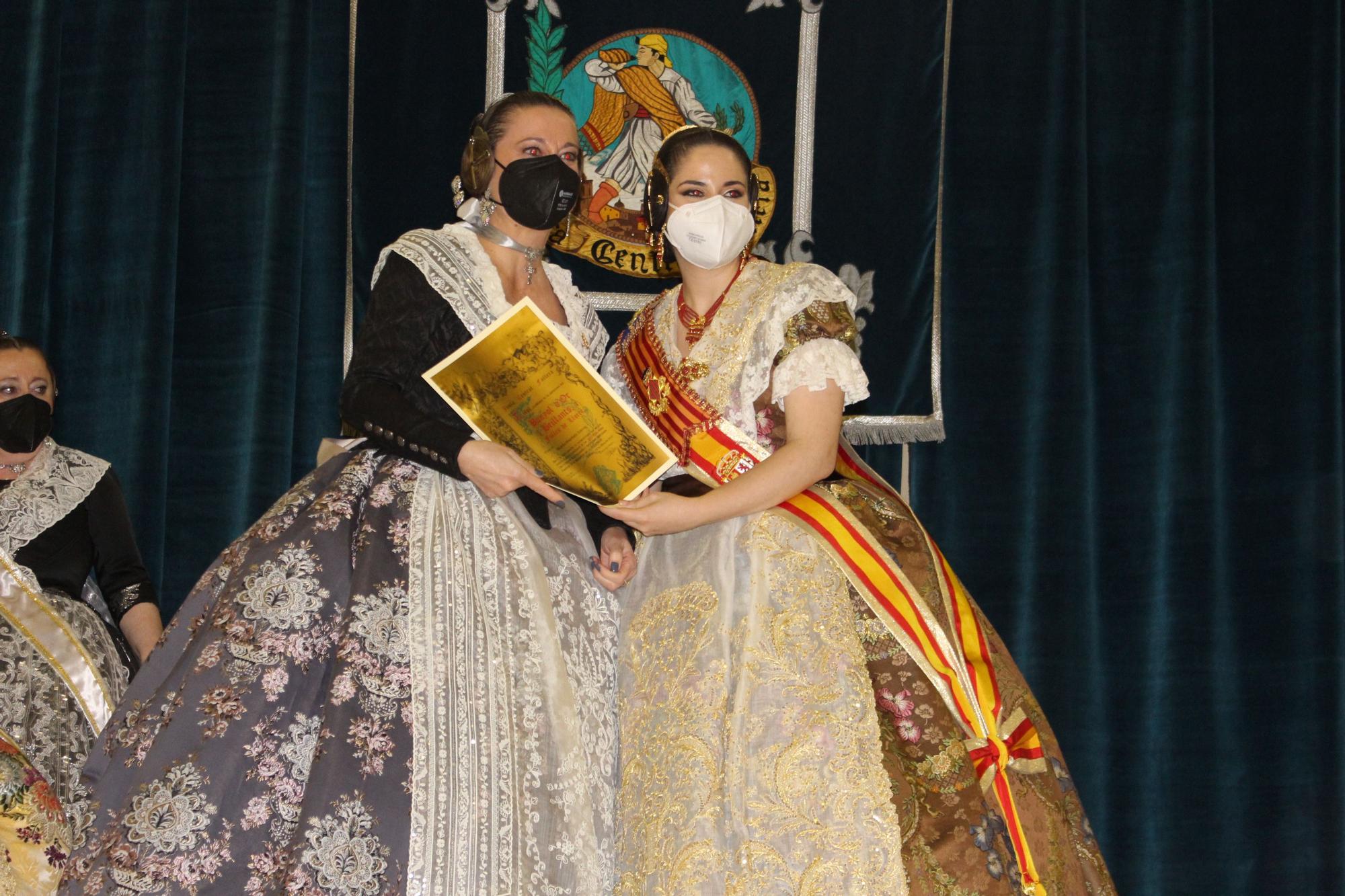 Quatre Carreres reconoce a sus falleros "brillants" y a sus falleras ...