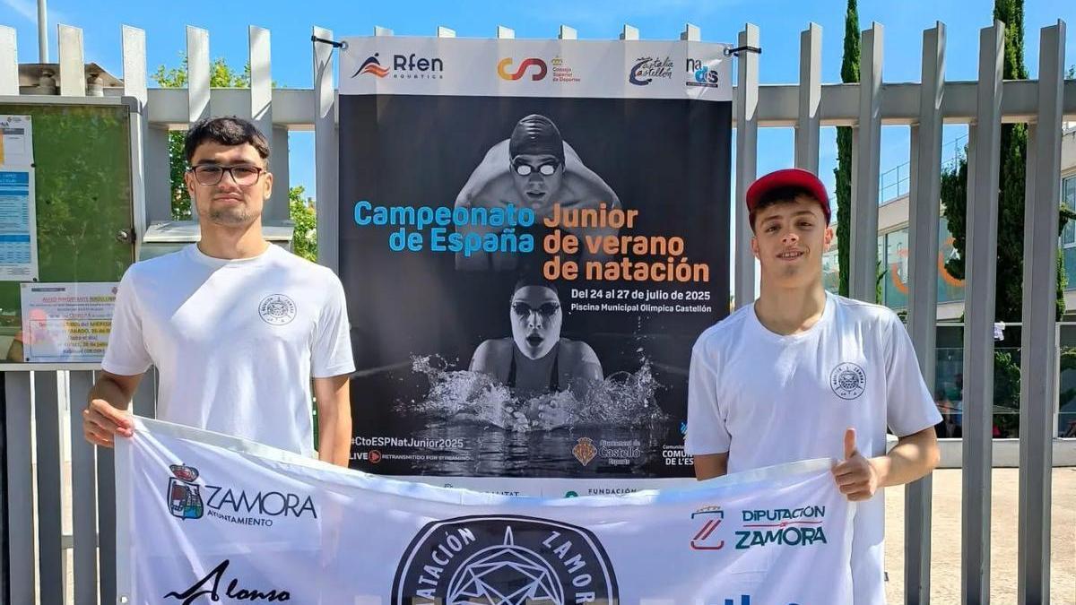 Alejandro López y Christian Salvador, del CD Natación Zamora, cumplen en el Campeonato de España ...