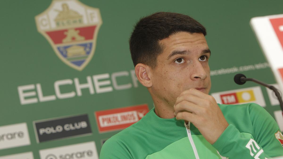 Lautaro Blanco, presentado con el Elche - Superdeporte