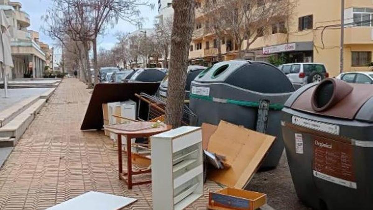 BASURAS EN IBIZA: Multazo al conductor de una furgoneta de obras que ...