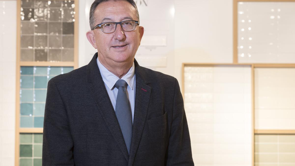 Dimite el presidente de Cevisama, Manuel Rubert
