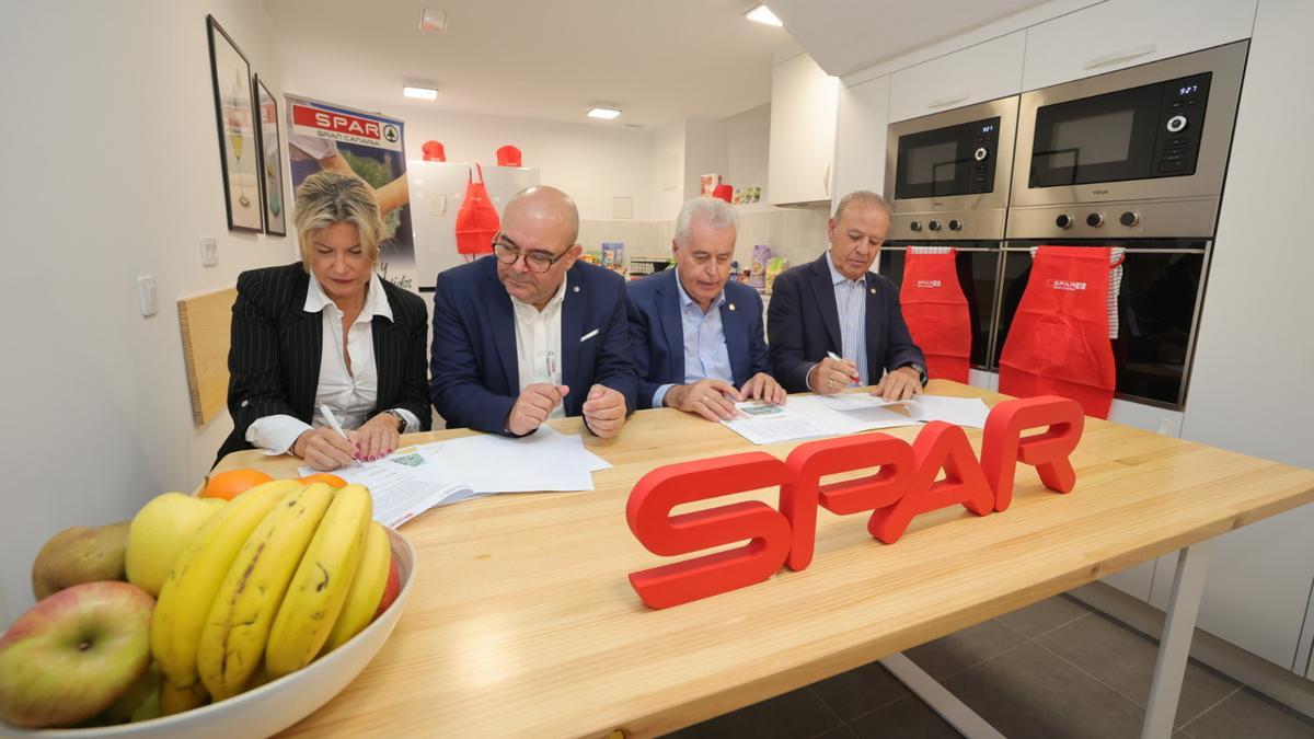 Spar Gran Canaria renueva su compromiso con la Casa-Hogar de la ...