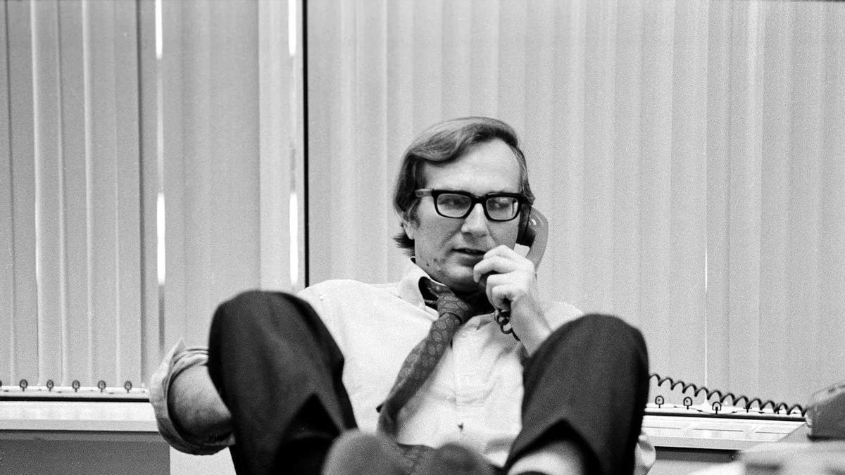 'COVER-UP: UN PERIODISTA EN LAS TRINCHERAS' | Seymour M. Hersh, el ...