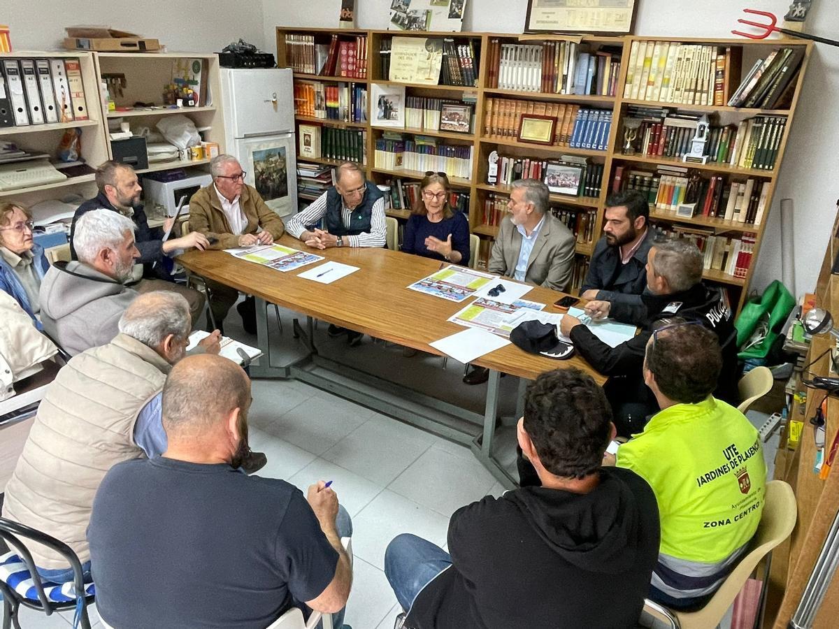 ARSENIO, 'TOÑI' Y 'SUSI', HISTÓRICOS EN EL ROSAL DE AYALA DE PLASENCIA ...