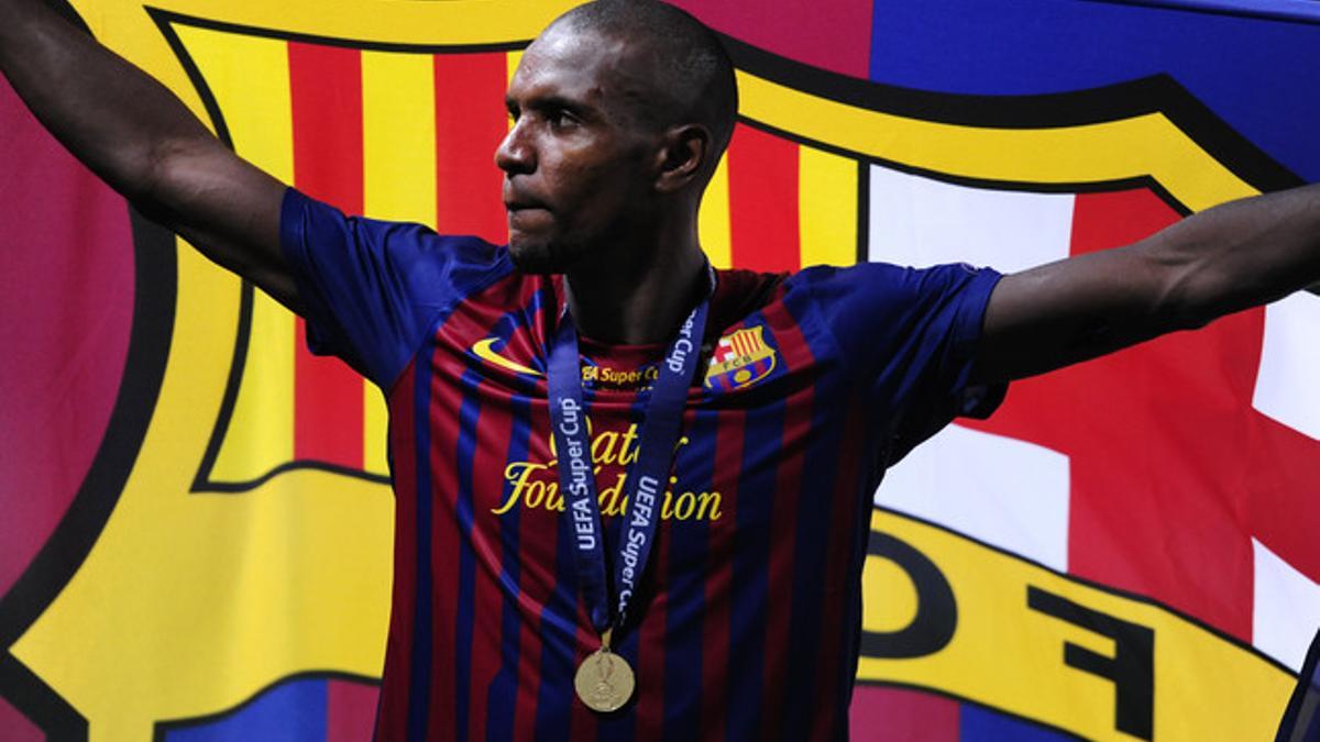 Abidal: "Seguiré en el Barça, pero lo primero es la salud"