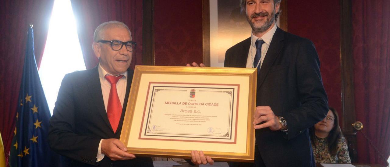 Una Medalla de Ouro para el emblema deportivo de la ciudad