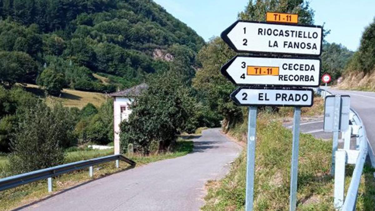 El Principado invertirá en la mejora de la carretera a Riocastiello (Tineo)