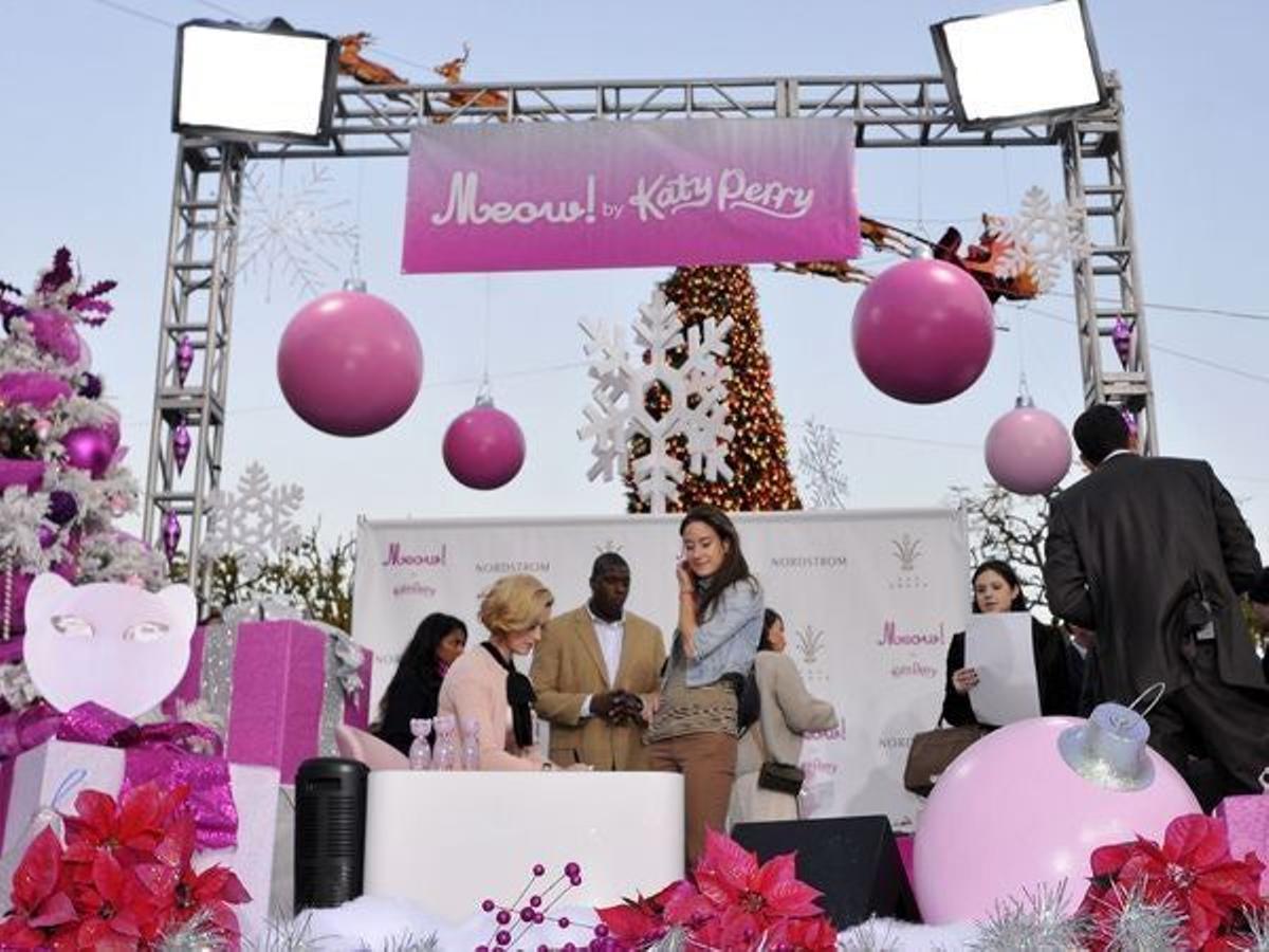 Katy Perry presenta su nueva fragancia, Meow!' - Cuore