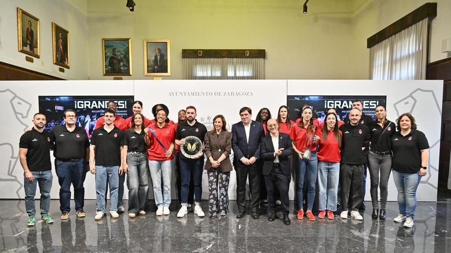 Visita institucional del Casademont Zaragoza al Ayuntamiento - El ...