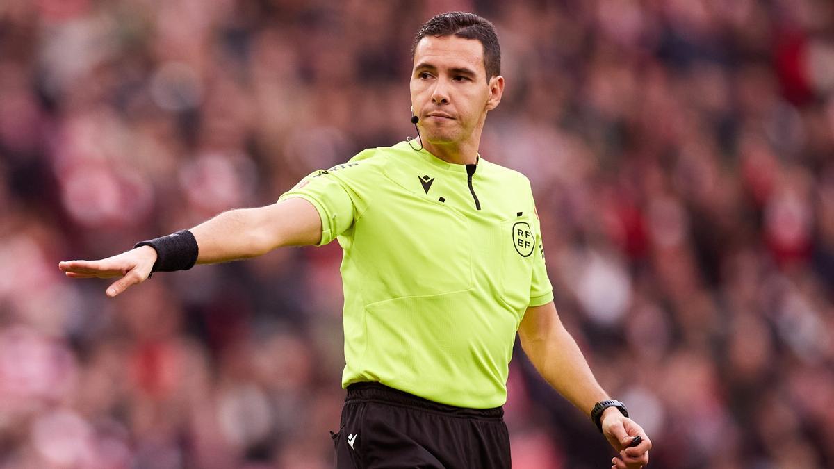 Un árbitro 'debutante' para el Barça