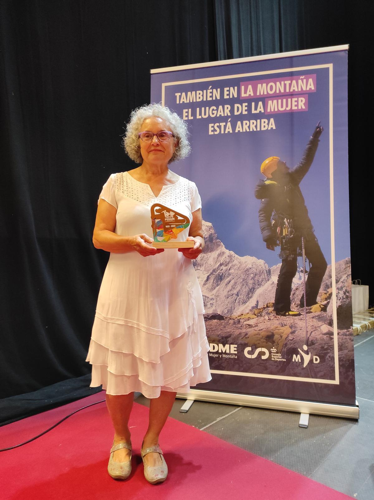 La montaña en Aragón: Amelia Bella, camino de paz y libertad