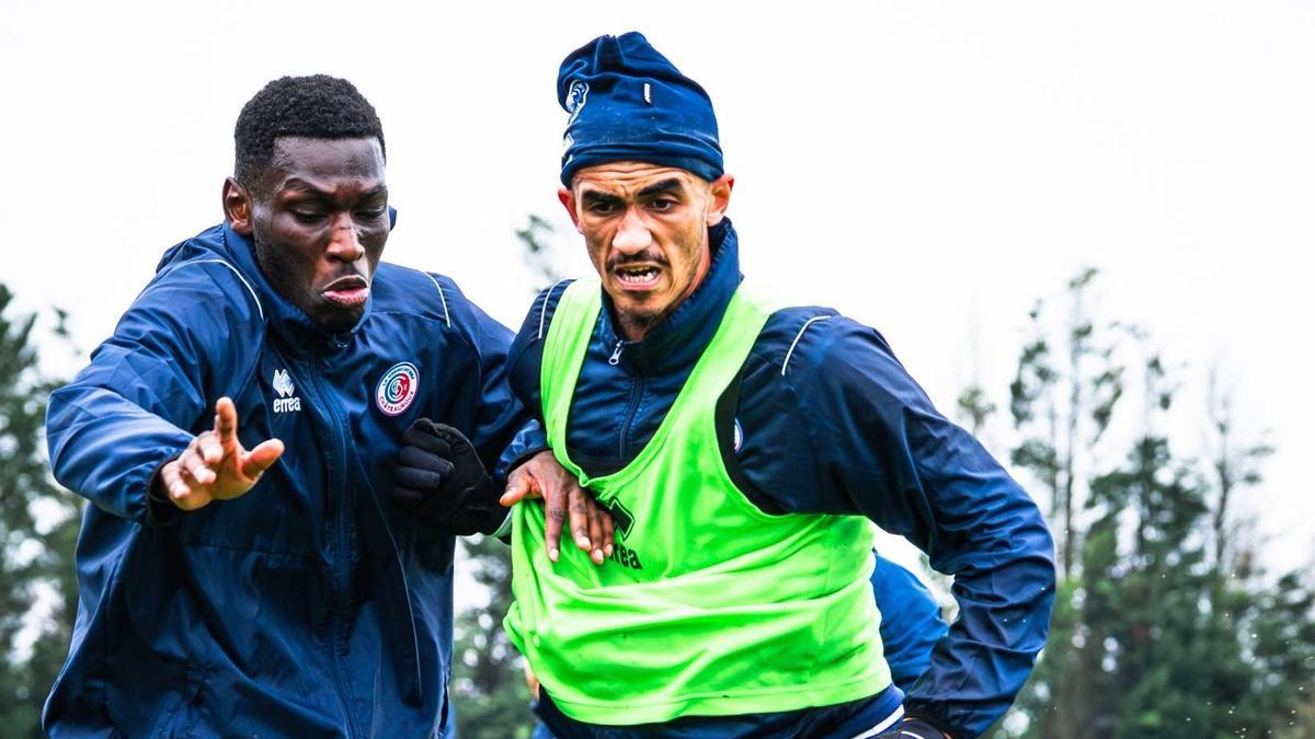 FC CARTAGENA | Gregory Kelo cierra una retaguardia joven para el FC ...