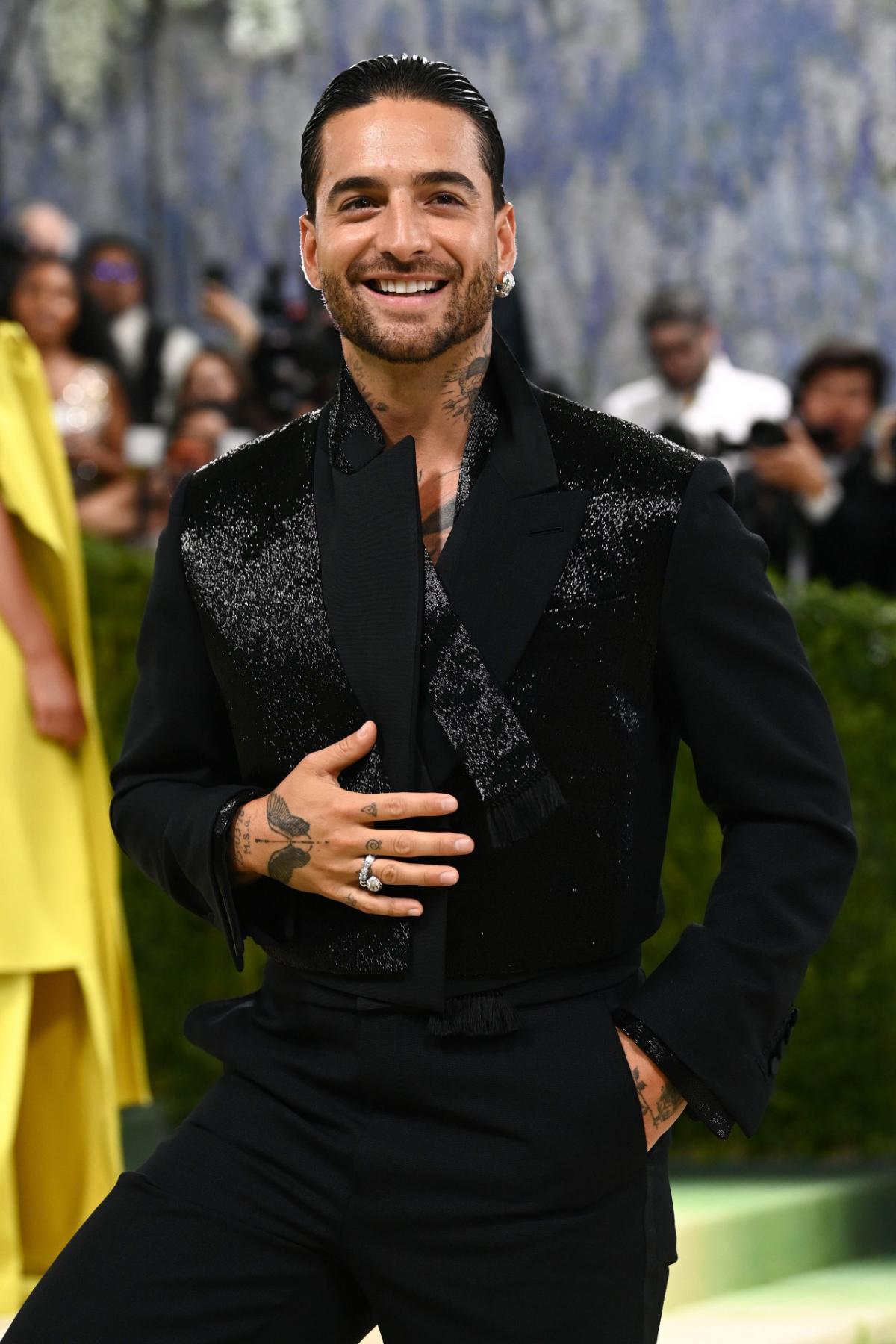 La moda masculina de la MET Gala: sobria pero Bad Bunny (de anciano ...
