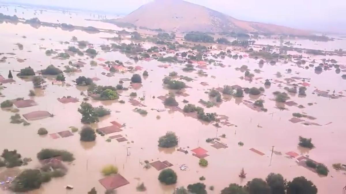 Total devastación en Grecia tras el paso de la tormenta Daniel | VÍDEO