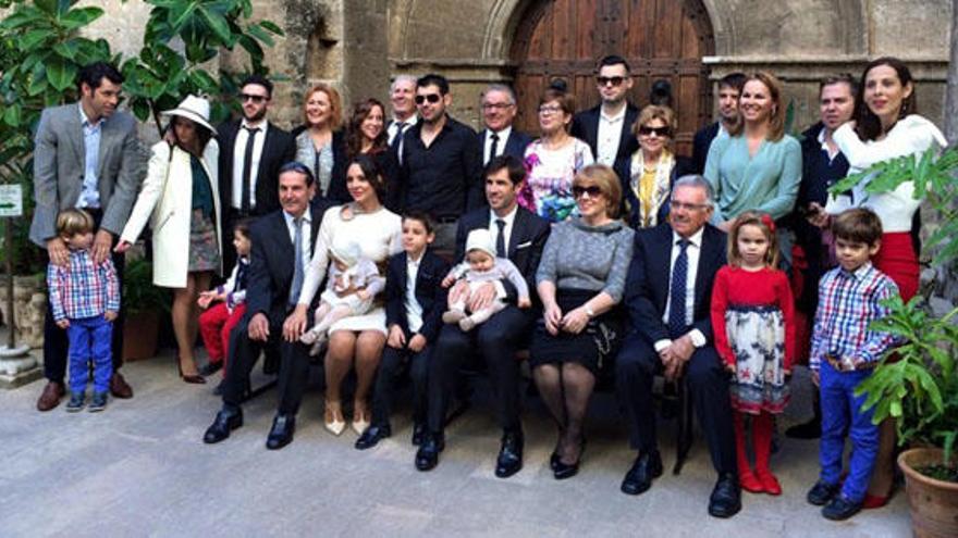 David Albelda bautiza a los gemelos Luis y Pablo