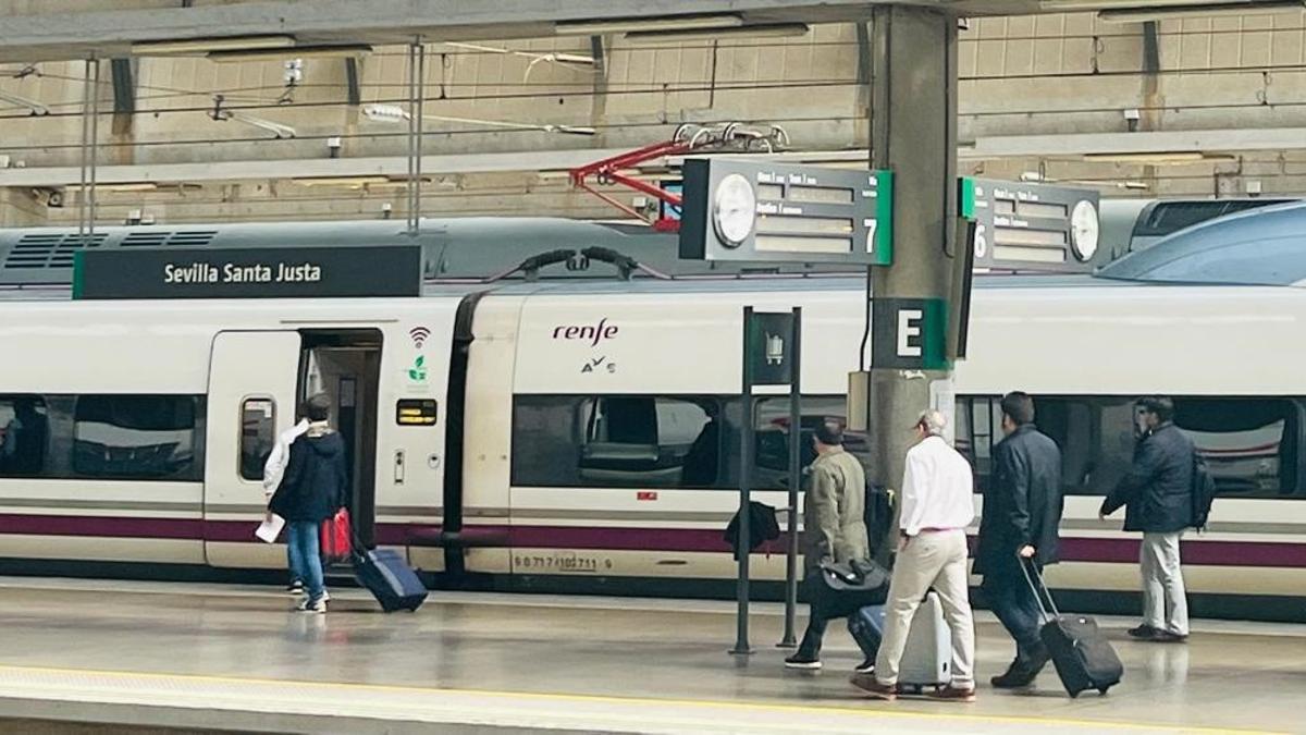 Renfe expide más de 274.000 de abonos gratuitos en Andalucía