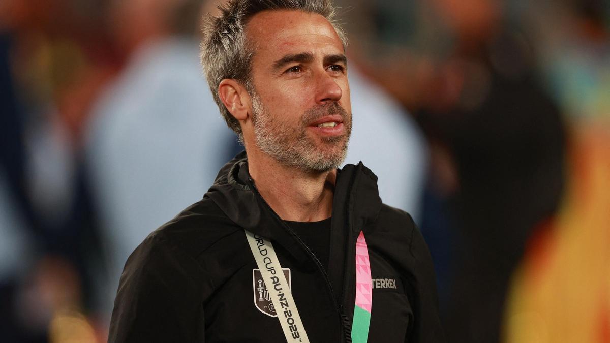 Vilda lamenta el "comportamiento impropio" de Rubiales