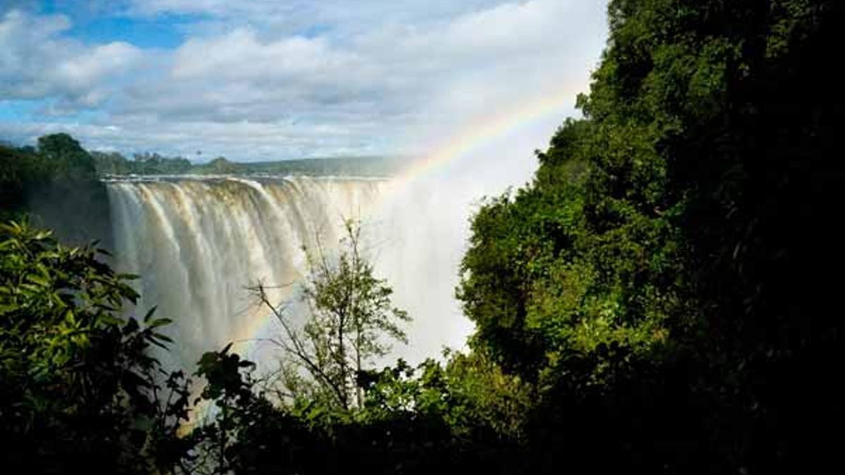 Extenisones por el río Zambeze - Viajar