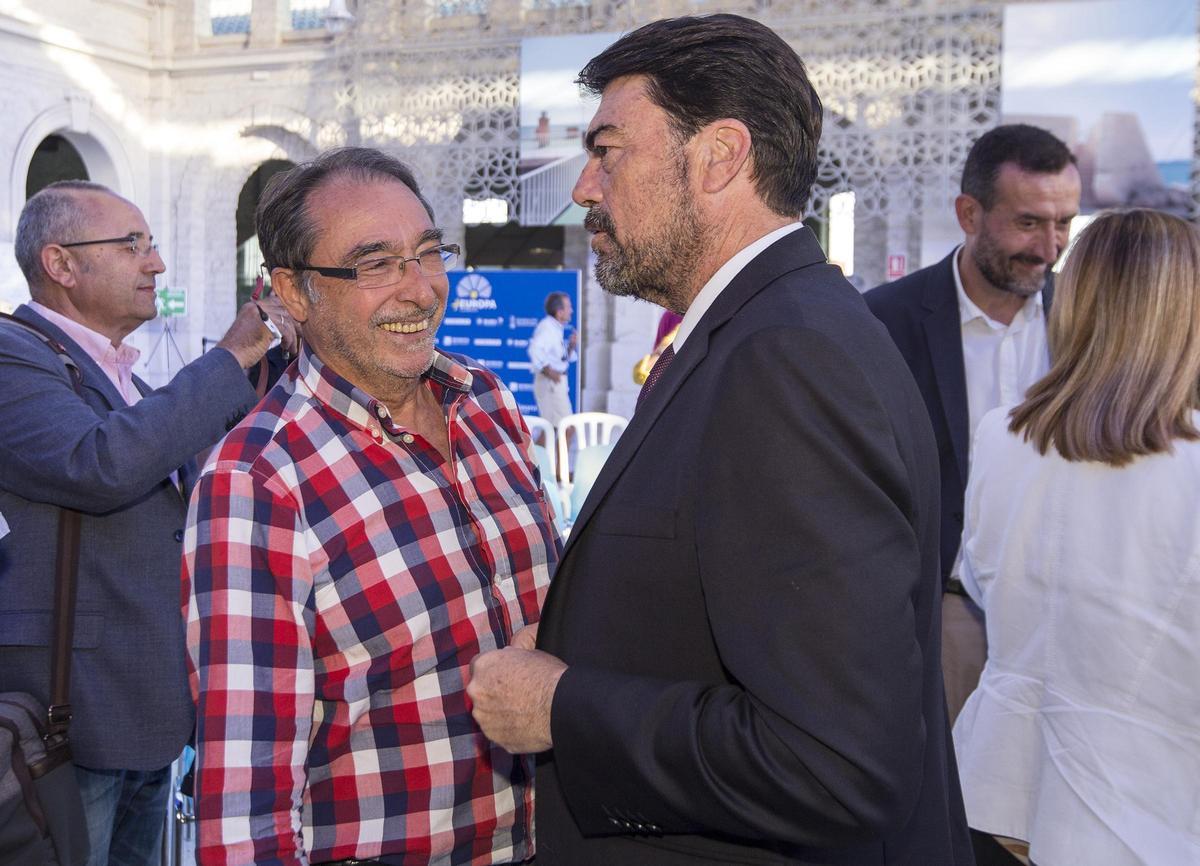 ANALISIS BARCALA FRANCO | Luis Barcala hurga en la herida del PSOE de ...