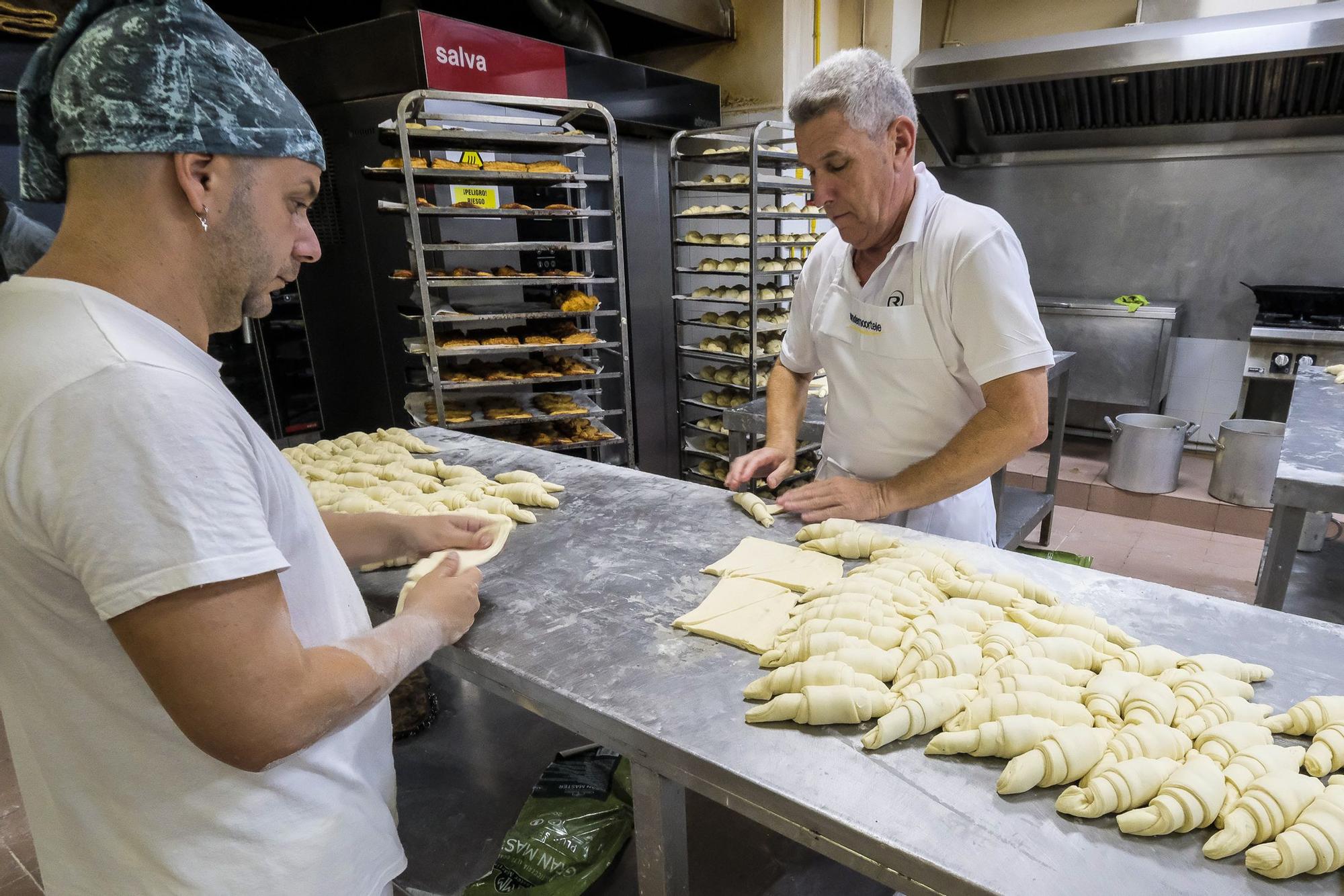 FOTOS: Dulcería Colomar, que lleva abierta desde 1945