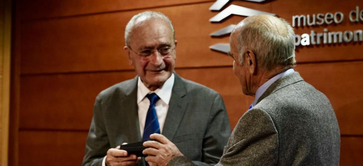La familia de Pérez Estrada le da la llave de su legado a la Fundación ...