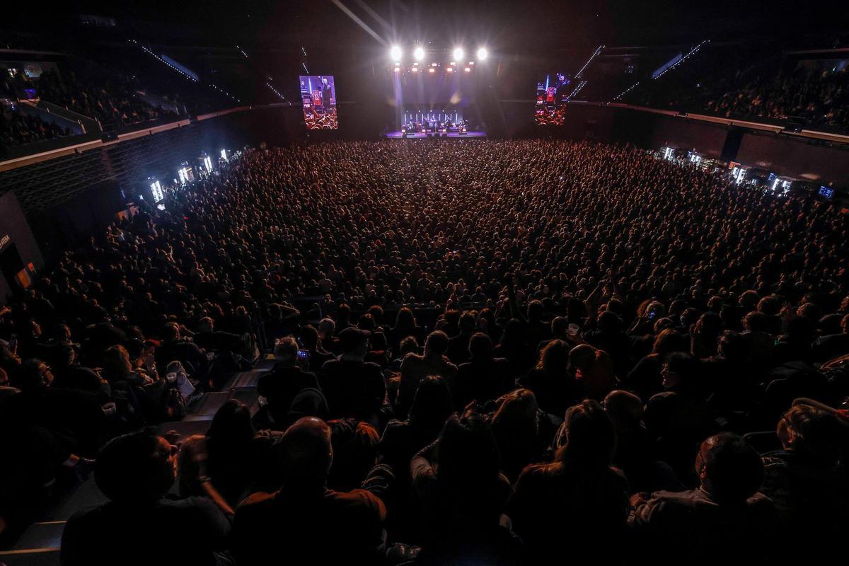 CONCIERTO LOQUILLO VALENCIA | Loquillo lleva el rock clásico al Roig ...