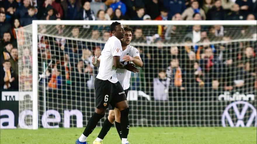 Cambio de equipo y cambio de cara para Umar Sadiq