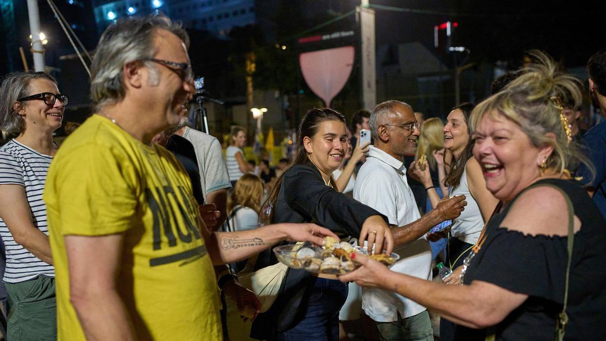 Alegría de familiares de los secuestrados por Hammas al haber un ...