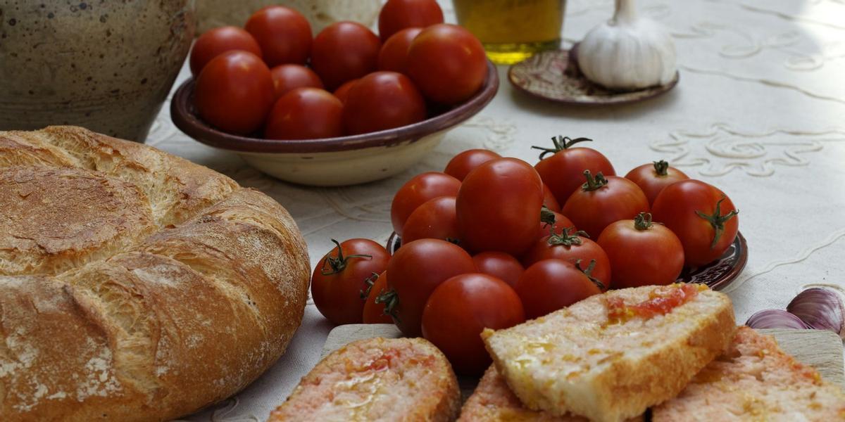 ALCALÀ TOMATA PENJAR I La ‘tomata de penjar’ de Alcalà reina en 6 ...