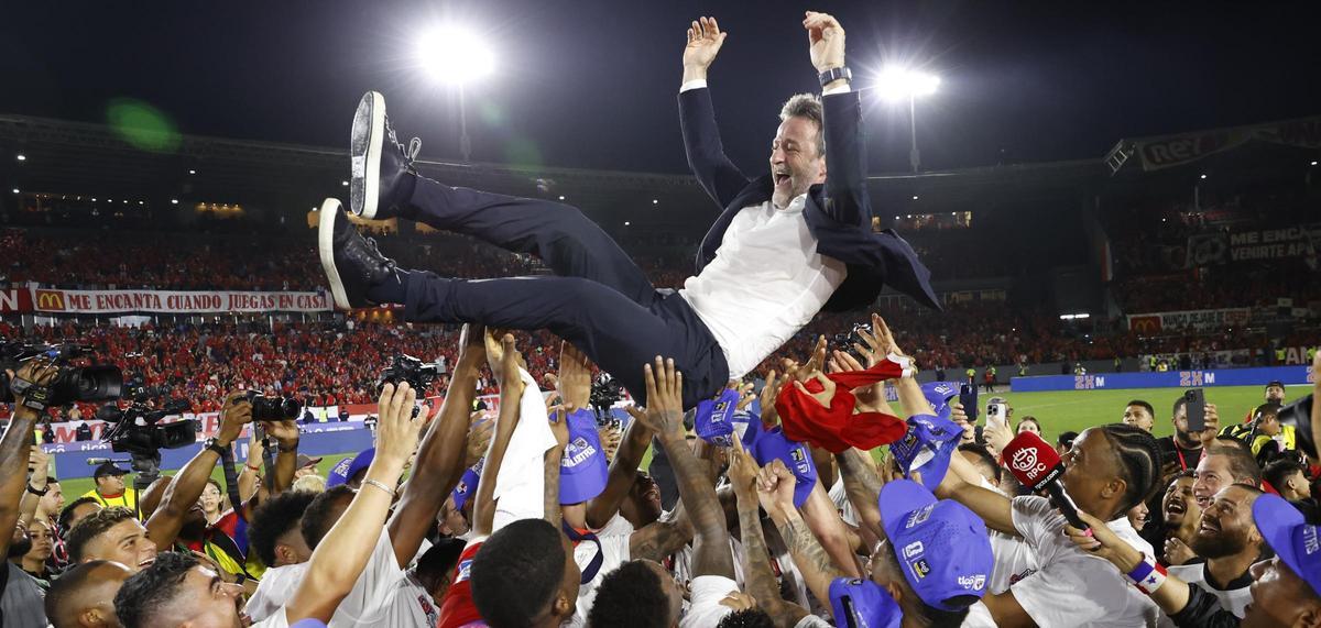 El fiestón de Cedeño con la Panamá mundialista: cumbia, ron, camión ...