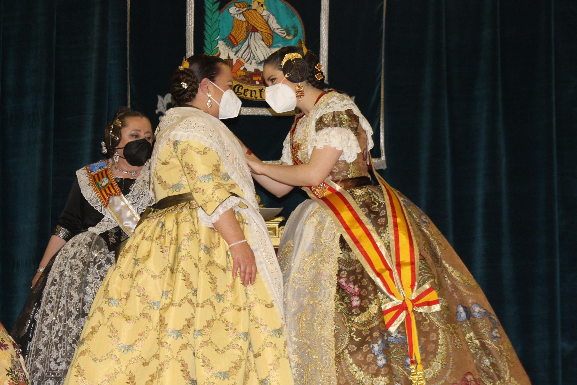 Quatre Carreres reconoce a sus falleros "brillants" y a sus falleras ...