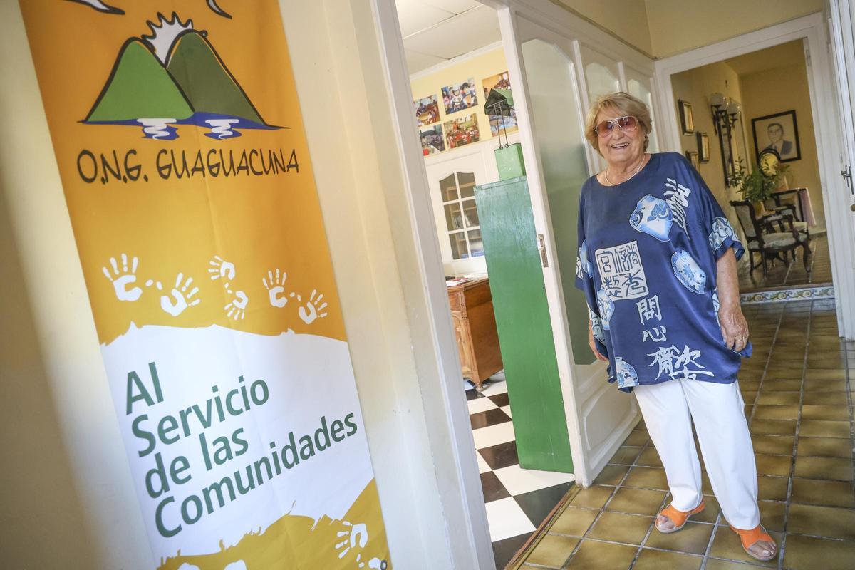 AÍDA CRESPO ONG GUAGUACUNA I El hada madrina de San Vicente de los ...