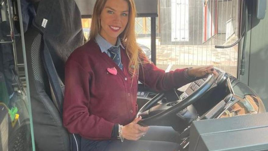 8M Día de la Mujer en Elche: Las mujeres piden paso para conducir el ...