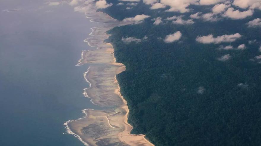VÍDEO | Así es la Isla Sentinel, donde vive la tribu más aislada del mundo