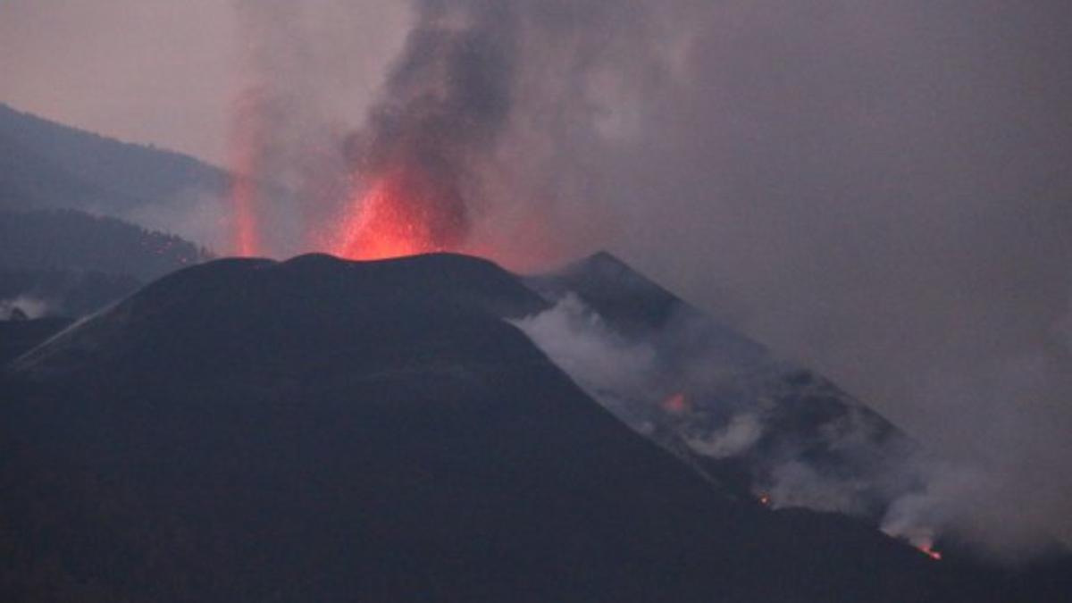 Volcán De Canarias ¿qué Es Una Erupción Estromboliana Como La Del