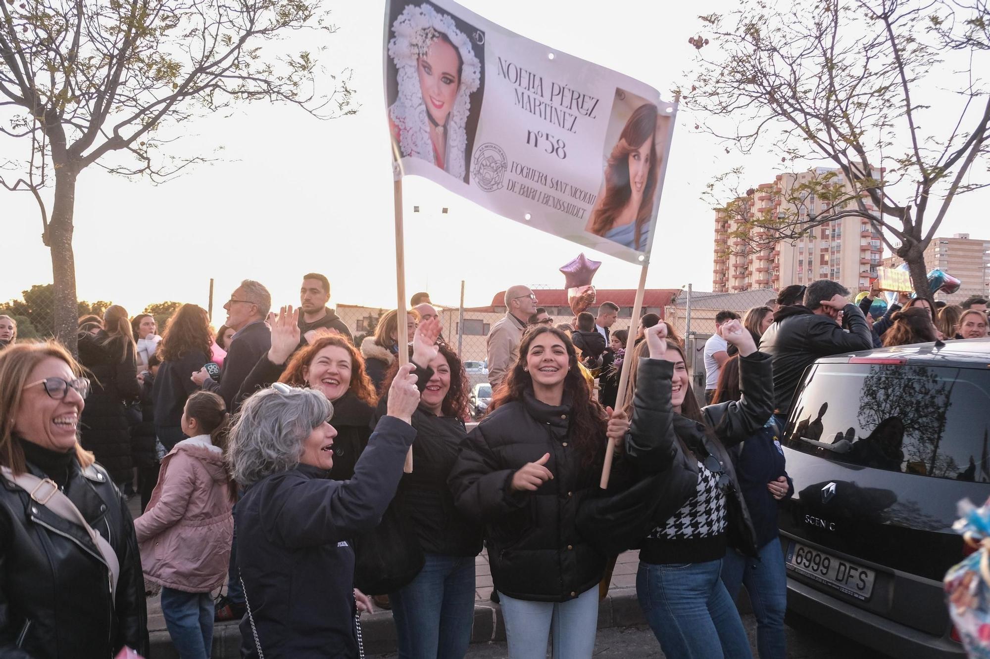 Así han recibido a las candidatas a Bellea del Foc a su llegada a ...