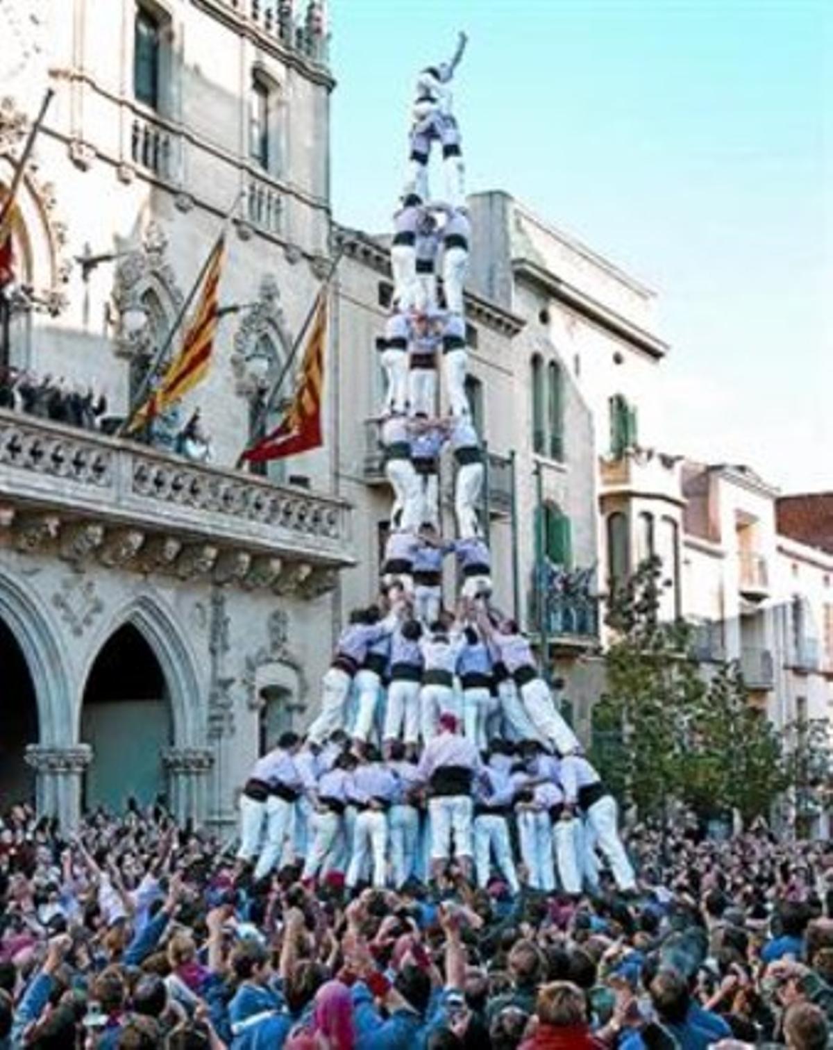 Presentan una reflexión sobre los valores de los 'castells'