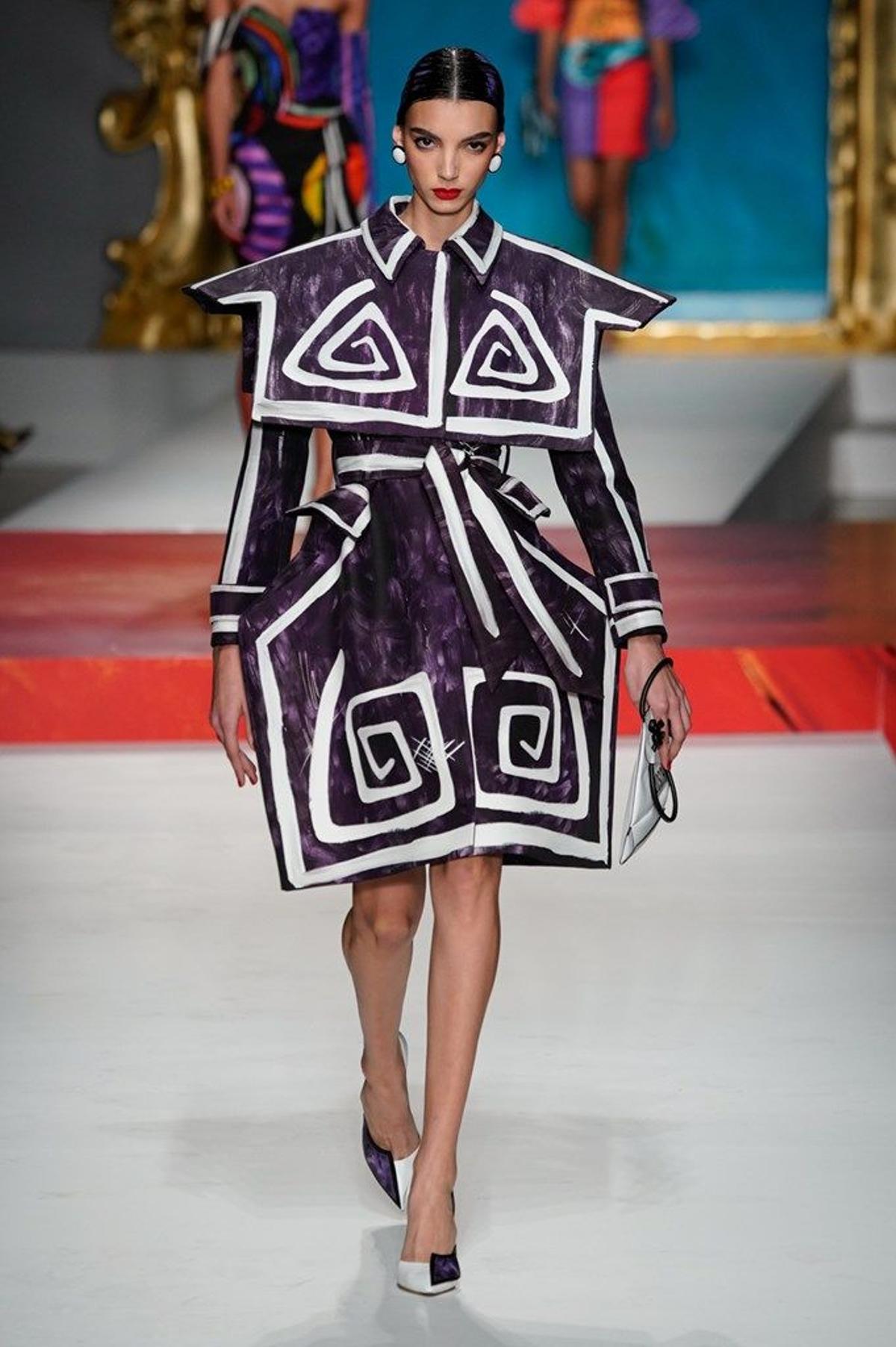 Moschino rinde homenaje a Pablo Picasso al ritmo de Rosalía - Woman