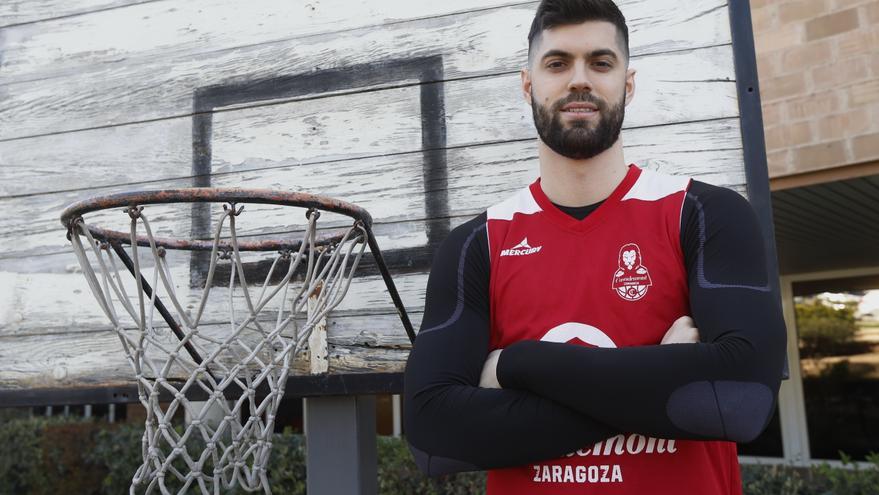 Santi Yusta renueva con el Casademont Zaragoza por dos temporadas más