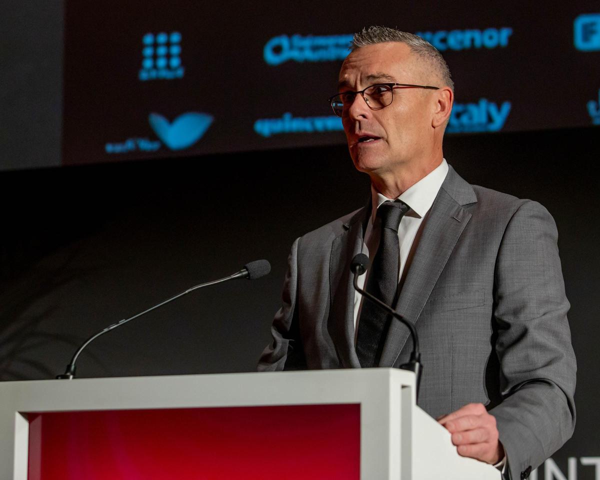 Rueda llama a los empresarios a "hacer presión" para exigir ...