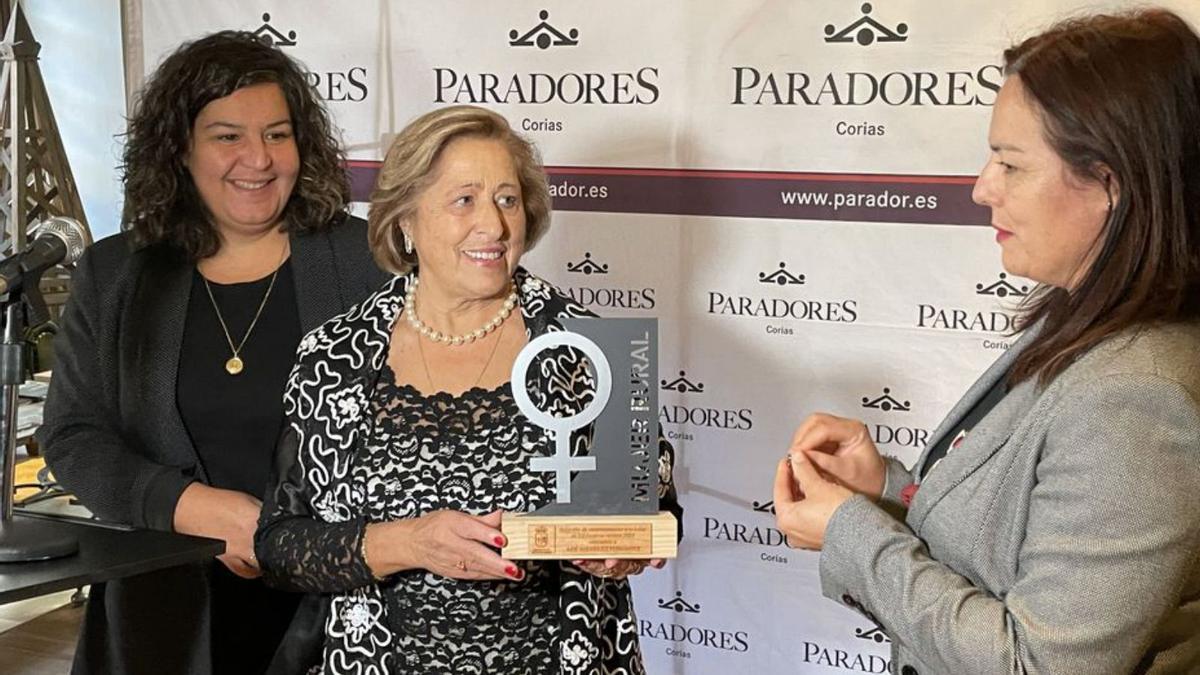 Aidé Rodríguez, homenajeada en Cangas del Narcea: "Esto me hace mucha ilusión" - La Nueva España