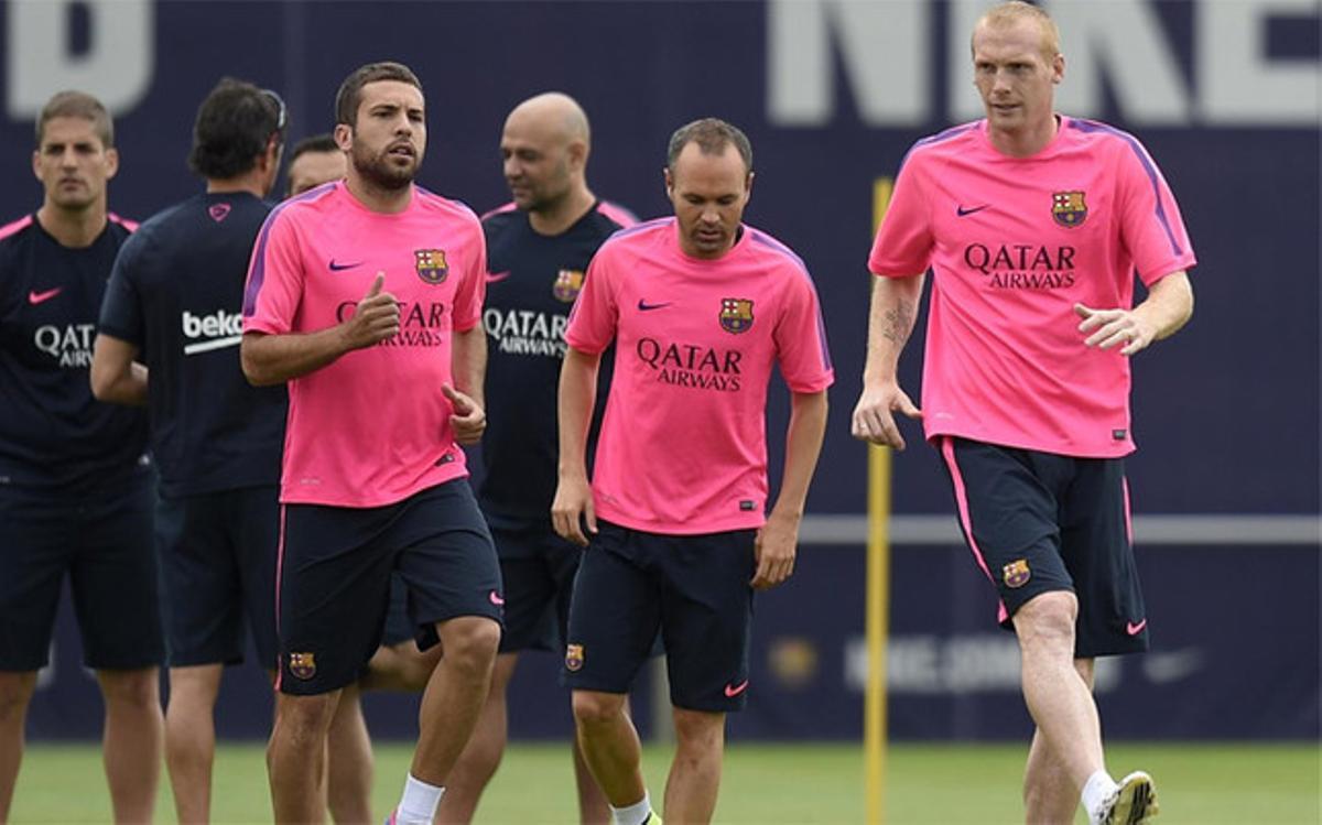 Iniesta y Mathieu, entre algodones | barca | sport.es