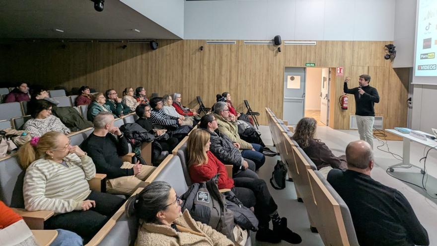 El «tsunami» de la pornografía, con Alejandro Villena