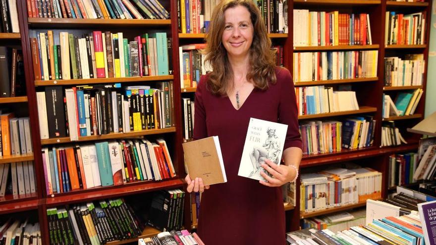 Grace Wells: "La poesía es una forma de expresión del alma"