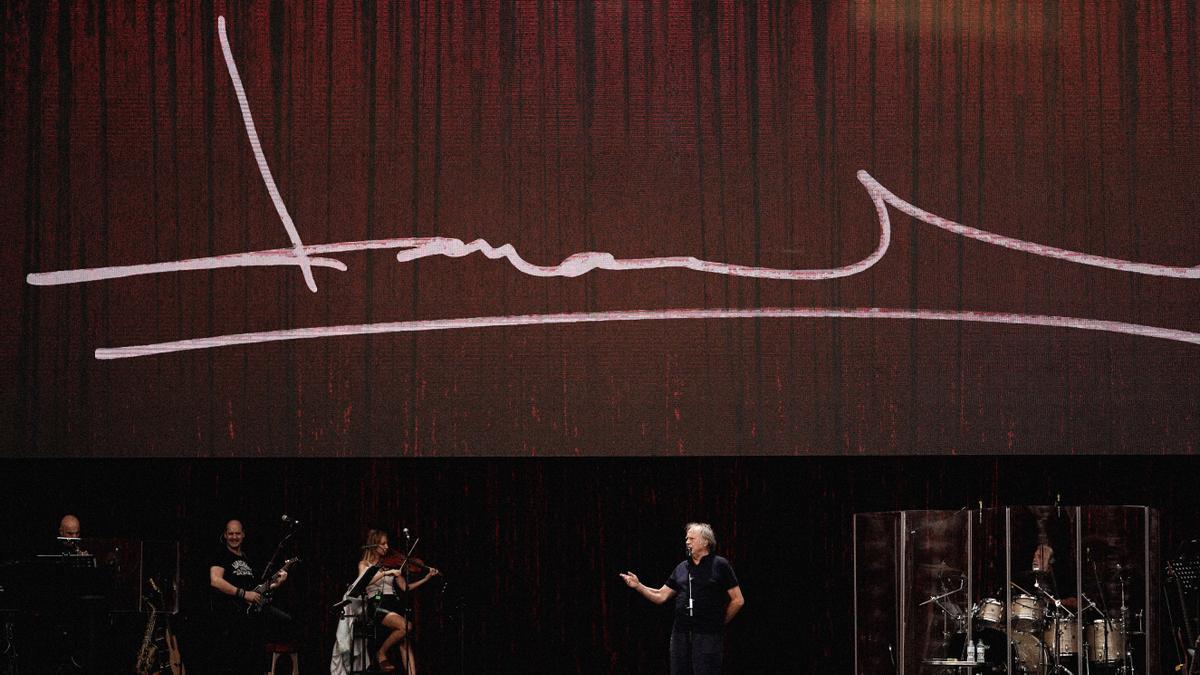 Joan Manuel Serrat canta en tierra de Antonio Machado.